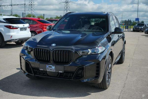 Black BMW X5 2023 in Marijampole, with an engine capacity of 3.00 L and mileage of 165 thousand km for 62950 €, photo 4 on AUTOMOTO.COM.LV