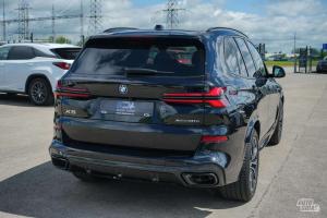 Black BMW X5 2023 in Marijampole, with an engine capacity of 3.00 L and mileage of 165 thousand km for 62950 €, photo 12 on AUTOMOTO.COM.LV