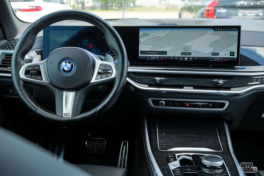 Black BMW X5 2023 in Marijampole, with an engine capacity of 3.00 L and mileage of 165 thousand km for 62950 €, photo 18 on AUTOMOTO.COM.LV
