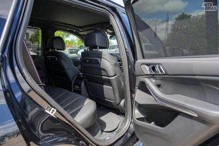 Black BMW X5 2023 in Marijampole, with an engine capacity of 3.00 L and mileage of 165 thousand km for 62950 €, photo 36 on AUTOMOTO.COM.LV