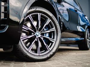 Melns BMW X5 2023 Marijampole, ar dzinēja tilpumu 3.00 L un nobraukumu 165 tūkst. km par 62950 €, foto 7 vietnē AUTOMOTO.COM.LV