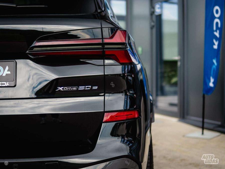Melns BMW X5 2023 Marijampole, ar dzinēja tilpumu 3.00 L un nobraukumu 165 tūkst. km par 62950 €, foto 9 vietnē AUTOMOTO.COM.LV