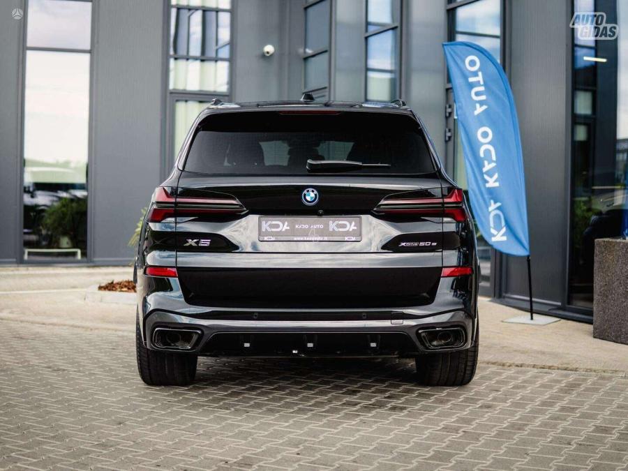 Melns BMW X5 2023 Marijampole, ar dzinēja tilpumu 3.00 L un nobraukumu 165 tūkst. km par 62950 €, foto 15 vietnē AUTOMOTO.COM.LV