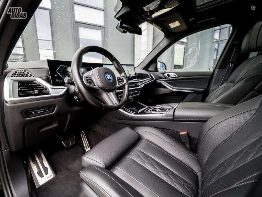 Melns BMW X5 2023 Marijampole, ar dzinēja tilpumu 3.00 L un nobraukumu 165 tūkst. km par 62950 €, foto 28 vietnē AUTOMOTO.COM.LV
