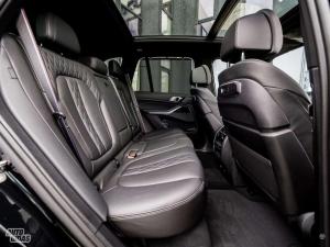 Melns BMW X5 2023 Marijampole, ar dzinēja tilpumu 3.00 L un nobraukumu 165 tūkst. km par 62950 €, foto 36 vietnē AUTOMOTO.COM.LV