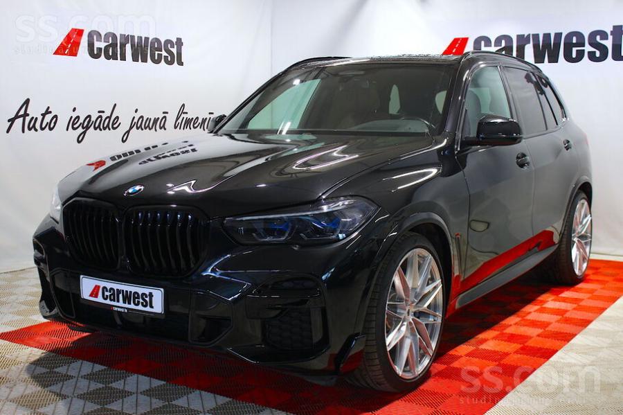Melns BMW X5 2023 Rīga, ar dzinēja tilpumu 4.40 L un nobraukumu 41 tūkst. km par 64000 €, foto 1 vietnē AUTOMOTO.COM.LV