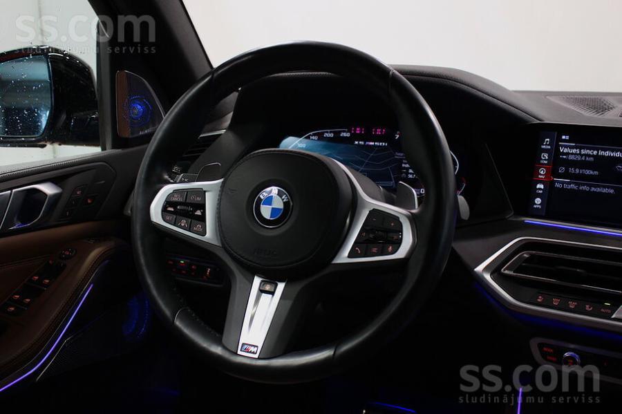 Melns BMW X5 2023 Rīga, ar dzinēja tilpumu 4.40 L un nobraukumu 41 tūkst. km par 64000 €, foto 31 vietnē AUTOMOTO.COM.LV