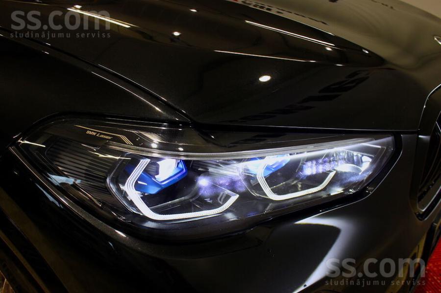 Melns BMW X5 2023 Rīga, ar dzinēja tilpumu 4.40 L un nobraukumu 41 tūkst. km par 64000 €, foto 35 vietnē AUTOMOTO.COM.LV