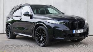 Melns BMW X5 2023 Tallina, ar dzinēja tilpumu 3.00 L un nobraukumu 89 tūkst. km par 74000 €, foto  vietnē AUTOMOTO.COM.LV