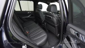 Melns BMW X5 2023 Tallina, ar dzinēja tilpumu 3.00 L un nobraukumu 89 tūkst. km par 74000 €, foto 9 vietnē AUTOMOTO.COM.LV