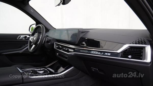 Черный БМВ Х5 2023 в Таллин, объемом двигателя 3.00 л и пробегом 89 тыс. км за 74000 €, фото 9 на AUTOMOTO.COM.LV