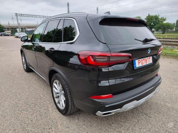 Melns BMW X5 2023 Šauļi, ar dzinēja tilpumu 3.00 L un nobraukumu 62 tūkst. km par 58500 €, foto 6 vietnē AUTOMOTO.COM.LV