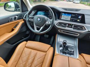 Black BMW X5 2023 in Siauliai, with an engine capacity of 3.00 L and mileage of 62 thousand km for 58500 €, photo 11 on AUTOMOTO.COM.LV