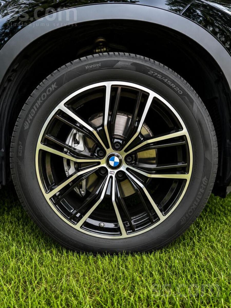 Melns BMW X5 2023 Rēzekne, ar dzinēja tilpumu 3.00 L un nobraukumu 68 tūkst. km par 49999 €, foto 14 vietnē AUTOMOTO.COM.LV