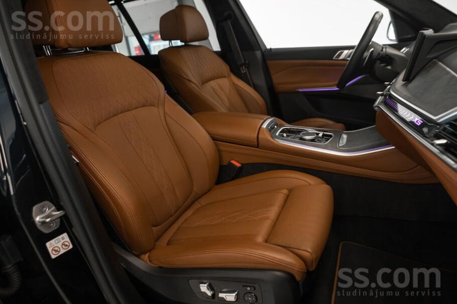 Melns BMW X5 2023 Rīga, ar dzinēja tilpumu 3.00 L un nobraukumu 55 tūkst. km par 85000 €, foto 9 vietnē AUTOMOTO.COM.LV