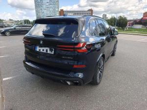 Melns BMW X5 2023 Viļņa, ar dzinēja tilpumu 2.99 L un nobraukumu 110 tūkst. km par 69990 €, foto 3 vietnē AUTOMOTO.COM.LV