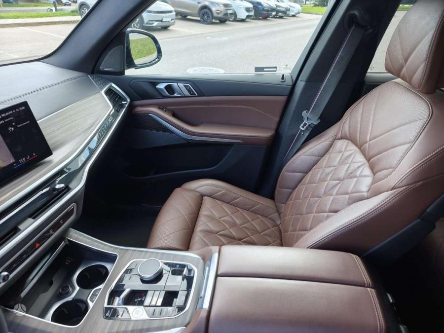 Melns BMW X5 2023 Viļņa, ar dzinēja tilpumu 2.99 L un nobraukumu 110 tūkst. km par 69990 €, foto 11 vietnē AUTOMOTO.COM.LV
