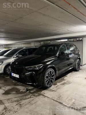Melns BMW X5 2023 Rīga, ar dzinēja tilpumu 3.00 L un nobraukumu 56 tūkst. km par 54900 €, foto 4 vietnē AUTOMOTO.COM.LV