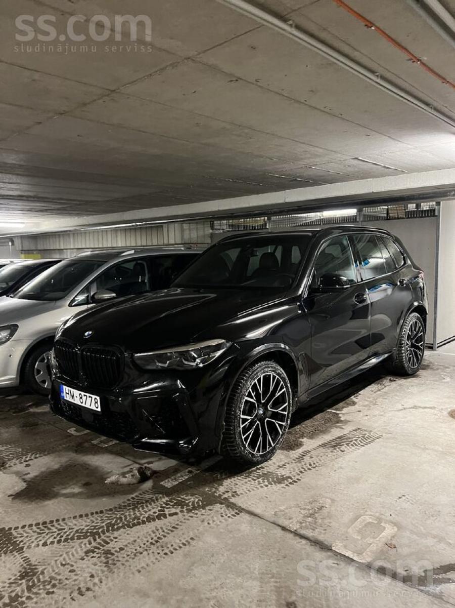 Melns BMW X5 2023 Rīga, ar dzinēja tilpumu 3.00 L un nobraukumu 56 tūkst. km par 54900 €, foto 4 vietnē AUTOMOTO.COM.LV