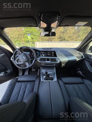 Melns BMW X5 2023 Rīga, ar dzinēja tilpumu 3.00 L un nobraukumu 56 tūkst. km par 54900 €, foto 10 vietnē AUTOMOTO.COM.LV