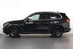 Melns BMW X5 2023 Rīga, ar dzinēja tilpumu 3.00 L un nobraukumu 103 tūkst. km par 41500 €, foto 3 vietnē AUTOMOTO.COM.LV