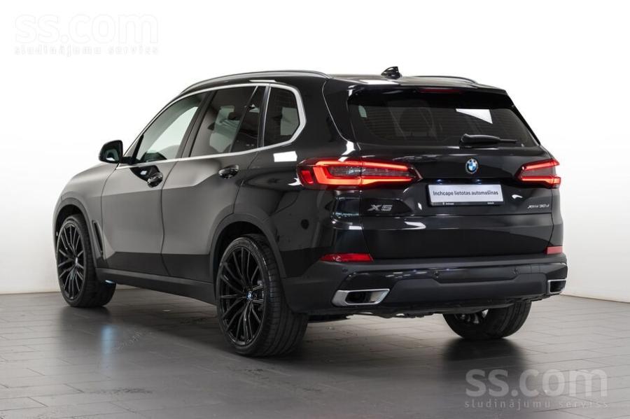 Melns BMW X5 2023 Rīga, ar dzinēja tilpumu 3.00 L un nobraukumu 103 tūkst. km par 41500 €, foto 4 vietnē AUTOMOTO.COM.LV