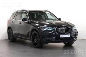 Melns BMW X5 2023 Rīga, ar dzinēja tilpumu 3.00 L un nobraukumu 103 tūkst. km par 41500 €, foto 5 vietnē AUTOMOTO.COM.LV