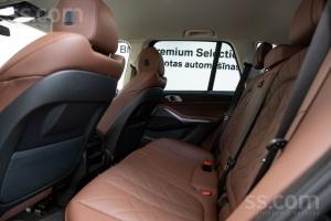 Melns BMW X5 2023 Rīga, ar dzinēja tilpumu 3.00 L un nobraukumu 103 tūkst. km par 41500 €, foto 27 vietnē AUTOMOTO.COM.LV