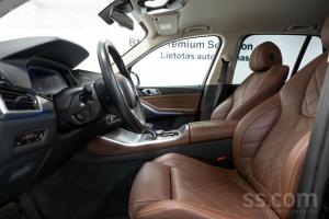 Melns BMW X5 2023 Rīga, ar dzinēja tilpumu 3.00 L un nobraukumu 103 tūkst. km par 41500 €, foto 28 vietnē AUTOMOTO.COM.LV