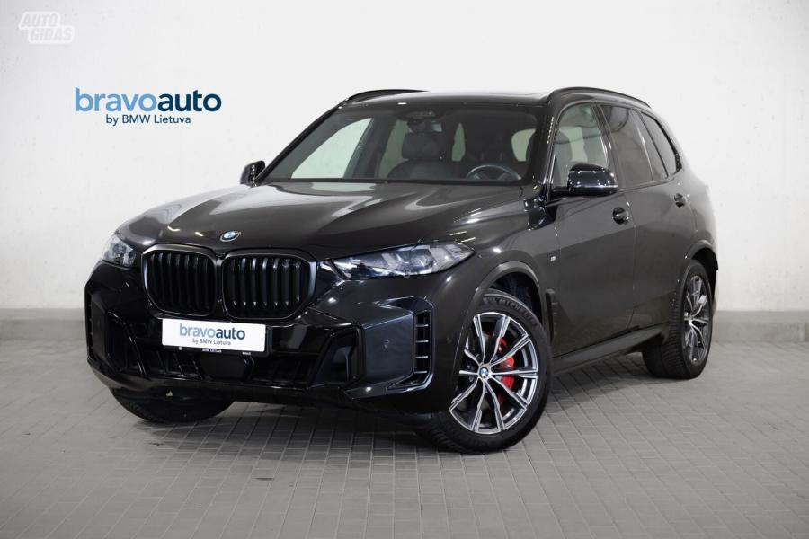 Melns BMW X5 2023 Viļņa, ar dzinēja tilpumu 3.00 L un nobraukumu 43 tūkst. km par 69991 €, foto 1 vietnē AUTOMOTO.COM.LV