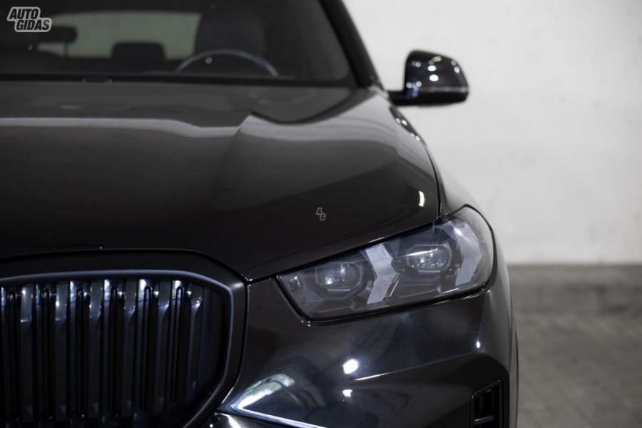 Melns BMW X5 2023 Viļņa, ar dzinēja tilpumu 3.00 L un nobraukumu 43 tūkst. km par 69991 €, foto 4 vietnē AUTOMOTO.COM.LV