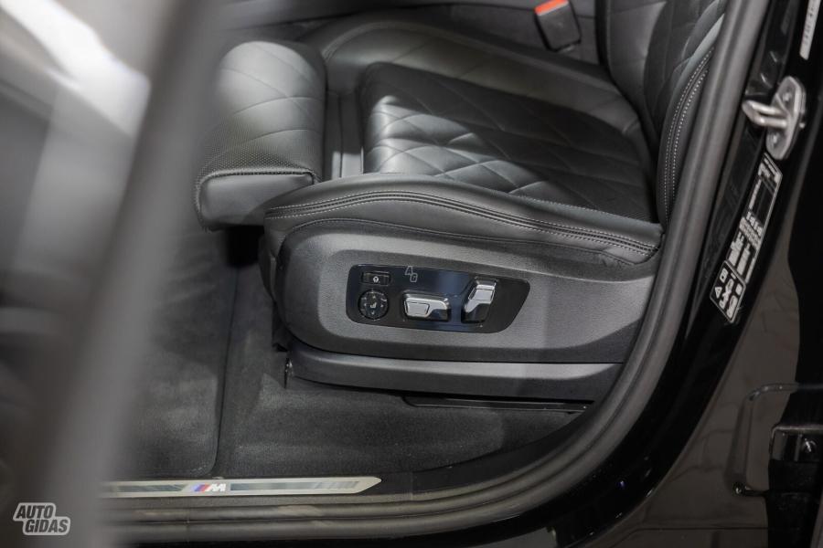 Melns BMW X5 2023 Viļņa, ar dzinēja tilpumu 3.00 L un nobraukumu 43 tūkst. km par 69991 €, foto 18 vietnē AUTOMOTO.COM.LV