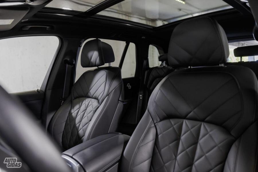 Melns BMW X5 2023 Viļņa, ar dzinēja tilpumu 3.00 L un nobraukumu 43 tūkst. km par 69991 €, foto 19 vietnē AUTOMOTO.COM.LV
