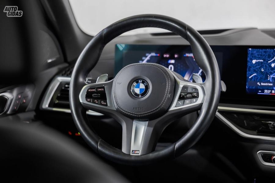 Melns BMW X5 2023 Viļņa, ar dzinēja tilpumu 3.00 L un nobraukumu 43 tūkst. km par 69991 €, foto 26 vietnē AUTOMOTO.COM.LV