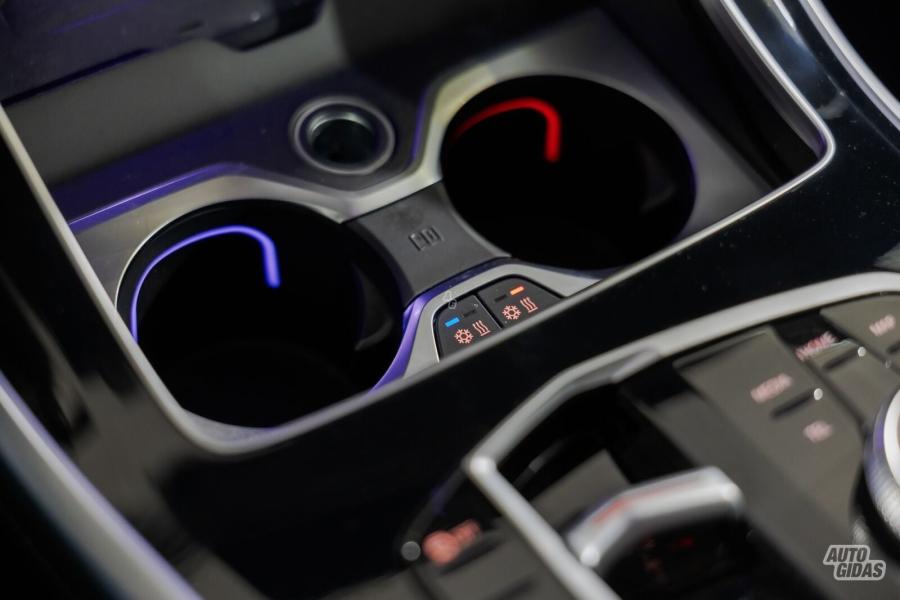 Melns BMW X5 2023 Viļņa, ar dzinēja tilpumu 3.00 L un nobraukumu 43 tūkst. km par 69991 €, foto 28 vietnē AUTOMOTO.COM.LV