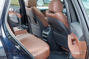 Black BMW X5 2023 in Tallinn, with an engine capacity of 4.40 L and mileage of 65 thousand km for 62900 €, photo 15 on AUTOMOTO.COM.LV