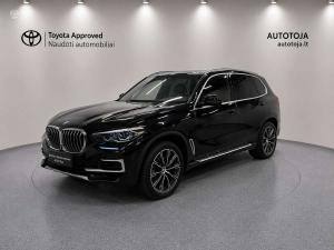 Melns BMW X5 2023 Kauņa, ar dzinēja tilpumu 3.00 L un nobraukumu 90 tūkst. km par 51900 €, foto  vietnē AUTOMOTO.COM.LV