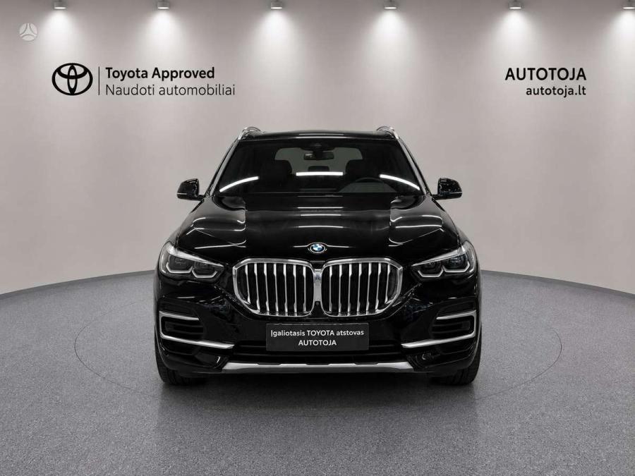 Melns BMW X5 2023 Kauņa, ar dzinēja tilpumu 3.00 L un nobraukumu 90 tūkst. km par 51900 €, foto 6 vietnē AUTOMOTO.COM.LV