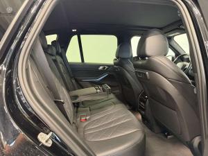 Melns BMW X5 2023 Kauņa, ar dzinēja tilpumu 3.00 L un nobraukumu 90 tūkst. km par 51900 €, foto 8 vietnē AUTOMOTO.COM.LV