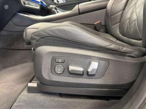 Melns BMW X5 2023 Kauņa, ar dzinēja tilpumu 3.00 L un nobraukumu 90 tūkst. km par 51900 €, foto 25 vietnē AUTOMOTO.COM.LV