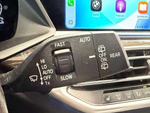 Melns BMW X5 2023 Kauņa, ar dzinēja tilpumu 3.00 L un nobraukumu 90 tūkst. km par 51900 €, foto 34 vietnē AUTOMOTO.COM.LV