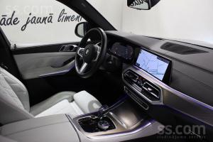 Черный БМВ Х5 2023 в Рига, объемом двигателя 3.00 л и пробегом 94 тыс. км за 53300 €, фото 25 на AUTOMOTO.COM.LV