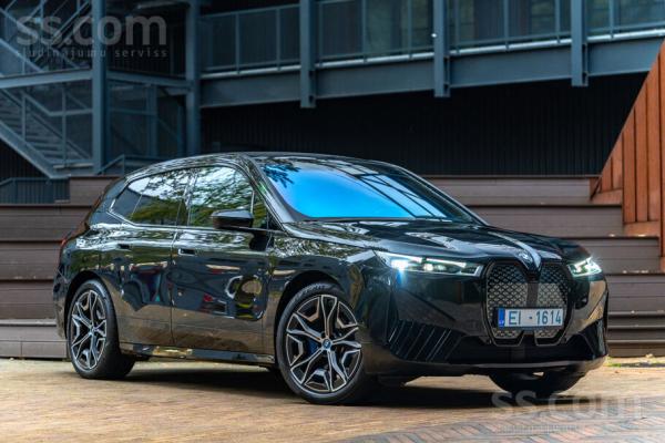 Melns BMW X5 2023 Rīga, ar dzinēja tilpumu 3.00 L un nobraukumu 62 tūkst. km par 57500 €, foto 3 vietnē AUTOMOTO.COM.LV