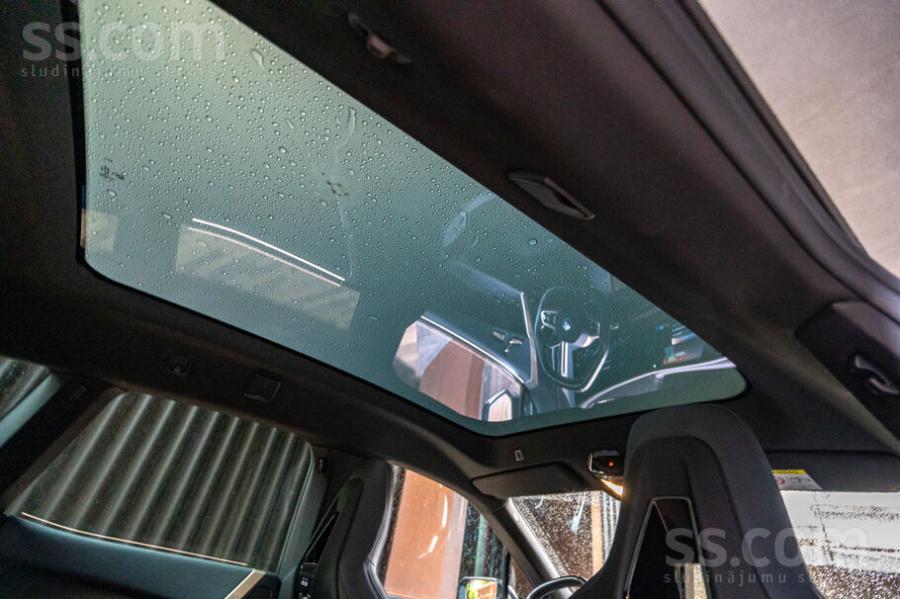 Melns BMW X5 2023 Rīga, ar dzinēja tilpumu 3.00 L un nobraukumu 62 tūkst. km par 57500 €, foto 20 vietnē AUTOMOTO.COM.LV