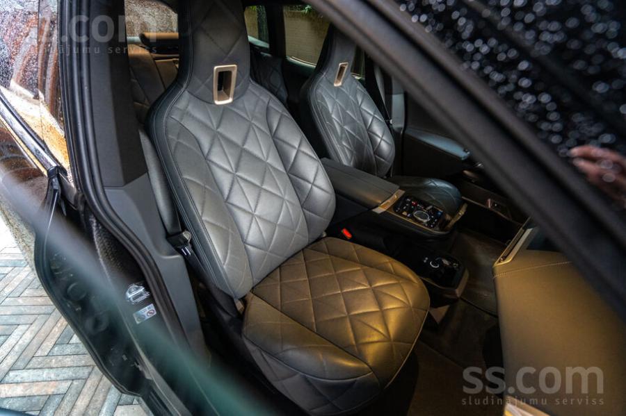 Melns BMW X5 2023 Rīga, ar dzinēja tilpumu 3.00 L un nobraukumu 62 tūkst. km par 57500 €, foto 22 vietnē AUTOMOTO.COM.LV