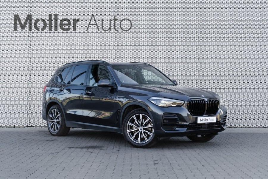 Melns BMW X5 2023 Mārupe, ar dzinēja tilpumu 3.00 L un nobraukumu 136 tūkst. km par 37900 €, foto 3 vietnē AUTOMOTO.COM.LV
