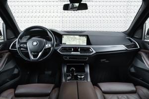 Melns BMW X5 2023 Mārupe, ar dzinēja tilpumu 3.00 L un nobraukumu 136 tūkst. km par 37900 €, foto 7 vietnē AUTOMOTO.COM.LV
