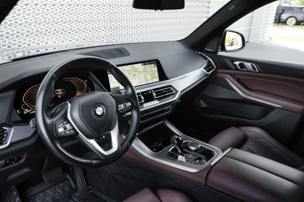 Melns BMW X5 2023 Mārupe, ar dzinēja tilpumu 3.00 L un nobraukumu 136 tūkst. km par 37900 €, foto 11 vietnē AUTOMOTO.COM.LV