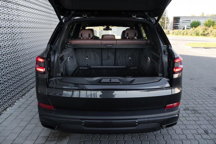 Melns BMW X5 2023 Mārupe, ar dzinēja tilpumu 3.00 L un nobraukumu 136 tūkst. km par 37900 €, foto 27 vietnē AUTOMOTO.COM.LV