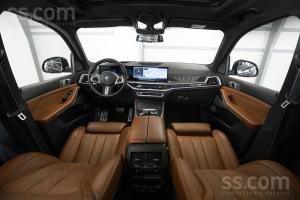Black BMW X5 2023 in Tukums, with an engine capacity of 3.00 L and mileage of 99 thousand km for 69990 €, photo 12 on AUTOMOTO.COM.LV